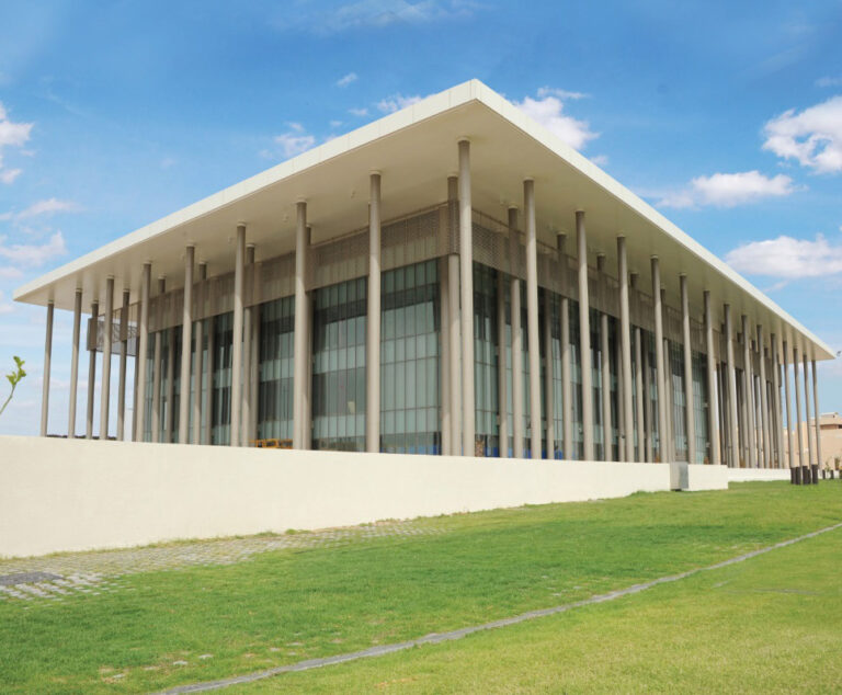 Anti-Doping Lab Qatar: The first specialized laboratory of its kind in ...